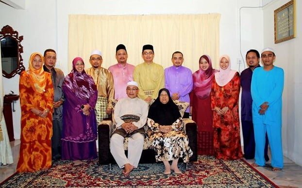keluarga ustaz harun | Buletinonlines.net